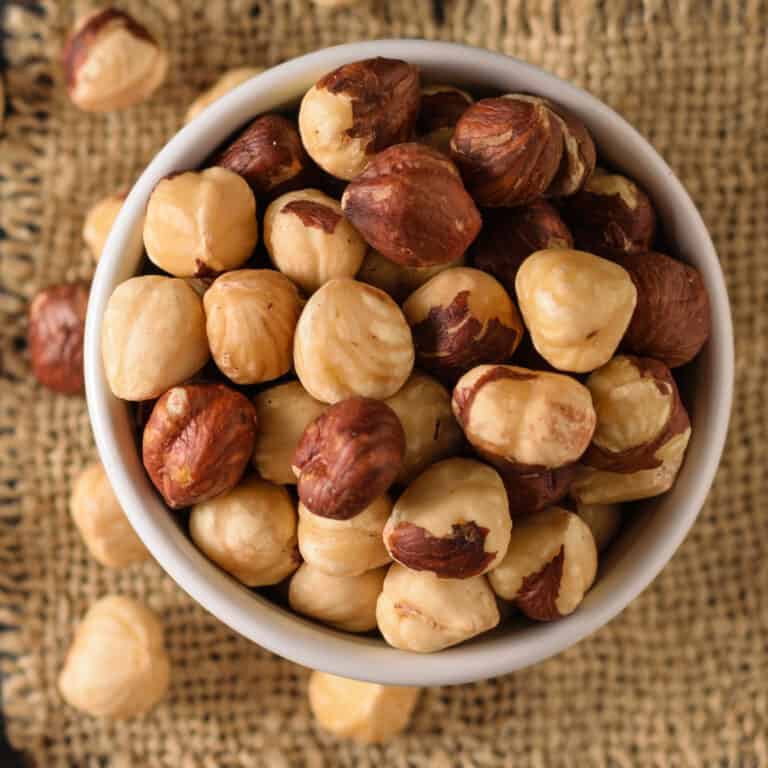 Chestnut vs Hazelnut: Comparison And Difference - Sassy Chopsticks