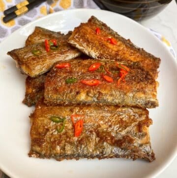 Pan Fried Belt Fish - Sassy Chopsticks