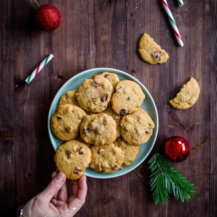 32 Easy Christmas Cookie Recipes With Few Ingredients - Sassy Chopsticks