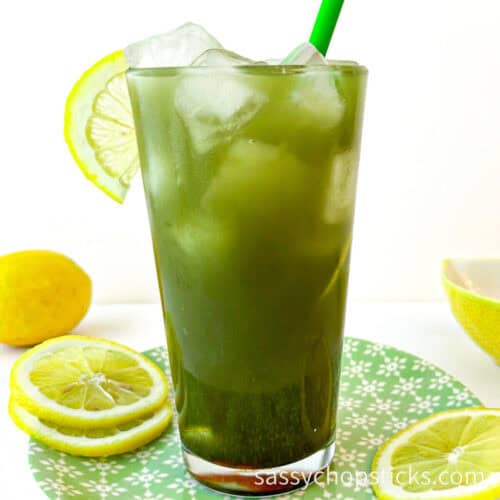 Iced Lemon Matcha Tea Recipe (Matcha Lemonade!) - Sassy Chopsticks
