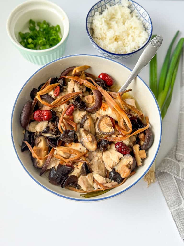 Moist and Flavorful Chinese Steamed Chicken Recipe - Sassy Chopsticks