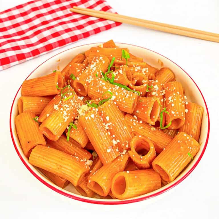 Gochujang Pasta Recipe: Spicy, Creamy, Delicious - Sassy Chopsticks